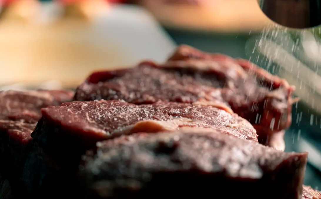 【新闻简报】新西兰5月对华红肉出口额同比跌超四成；就业市场持续萎靡，招聘广告数量减少_天维新闻频道 - Skykiwi.com