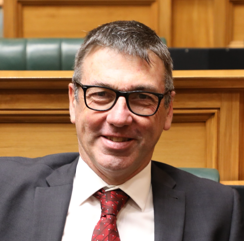 NZ工党重量级国会议员宣布将退出政坛 希望陪伴家人_天维新闻频道 - Skykiwi.com